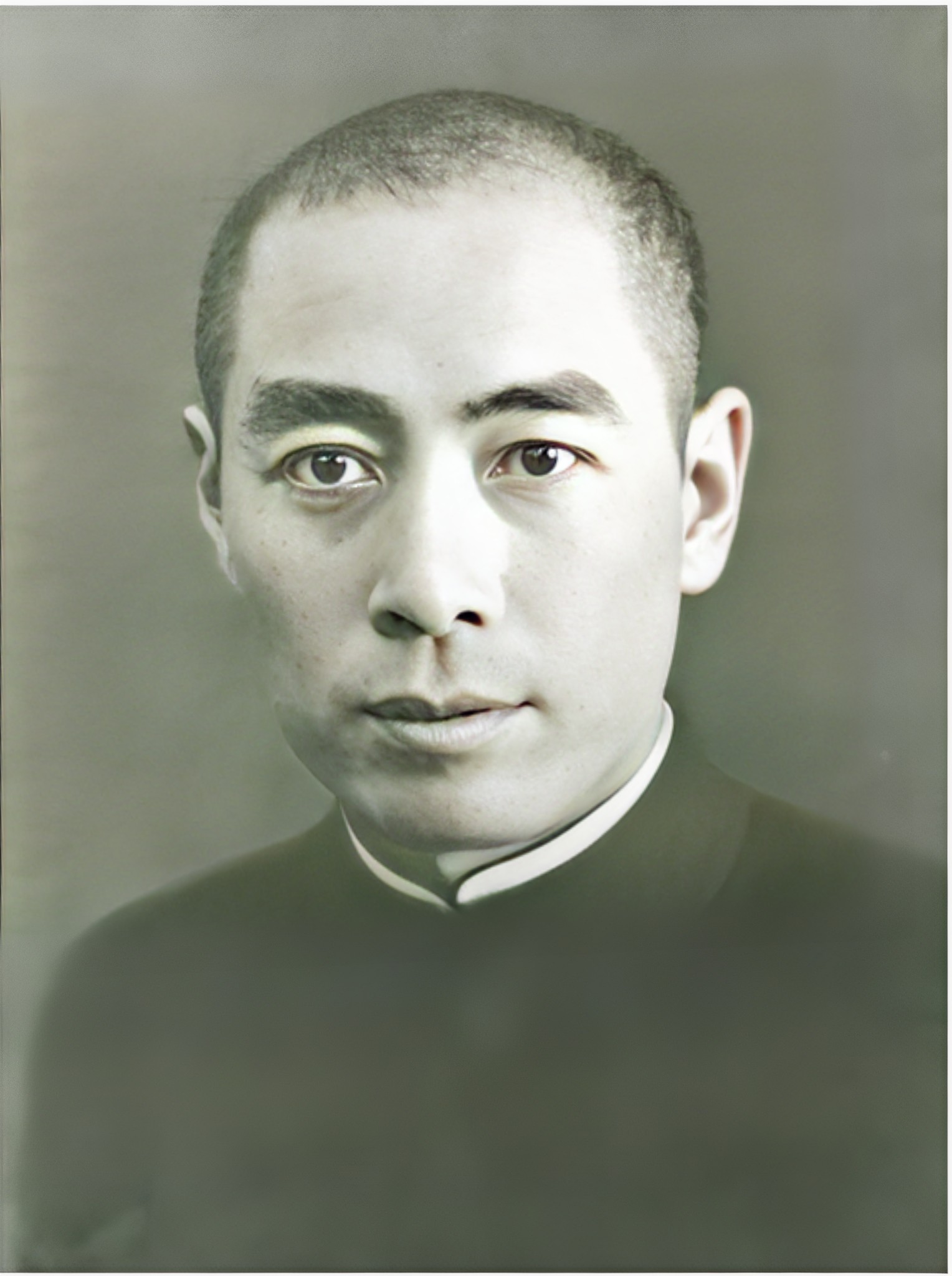 Premier Zhou escaped the brutal assassination, and only 4 of the 32 ...