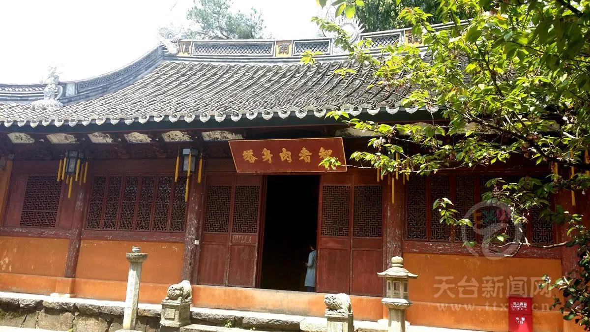 [Tiantai Mountain] Ganjing Spring in the Wise Tower Courtyard - iMedia