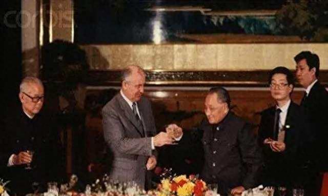 Before Gorbachev visited China, Deng Xiaoping made a request, which ...