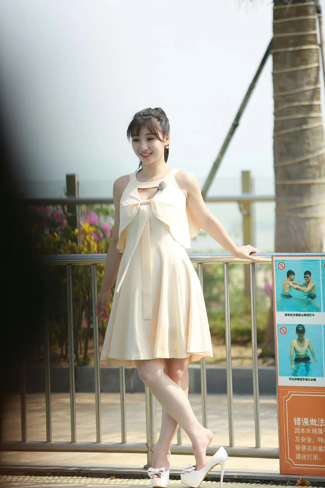 Famous scene of Liu Yan variety show - iNEWS