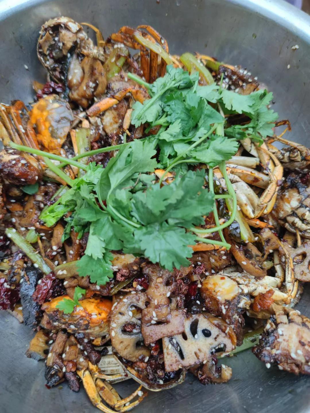 Shaanxi rural Mid-Autumn Festival, different fireworks? - iNEWS