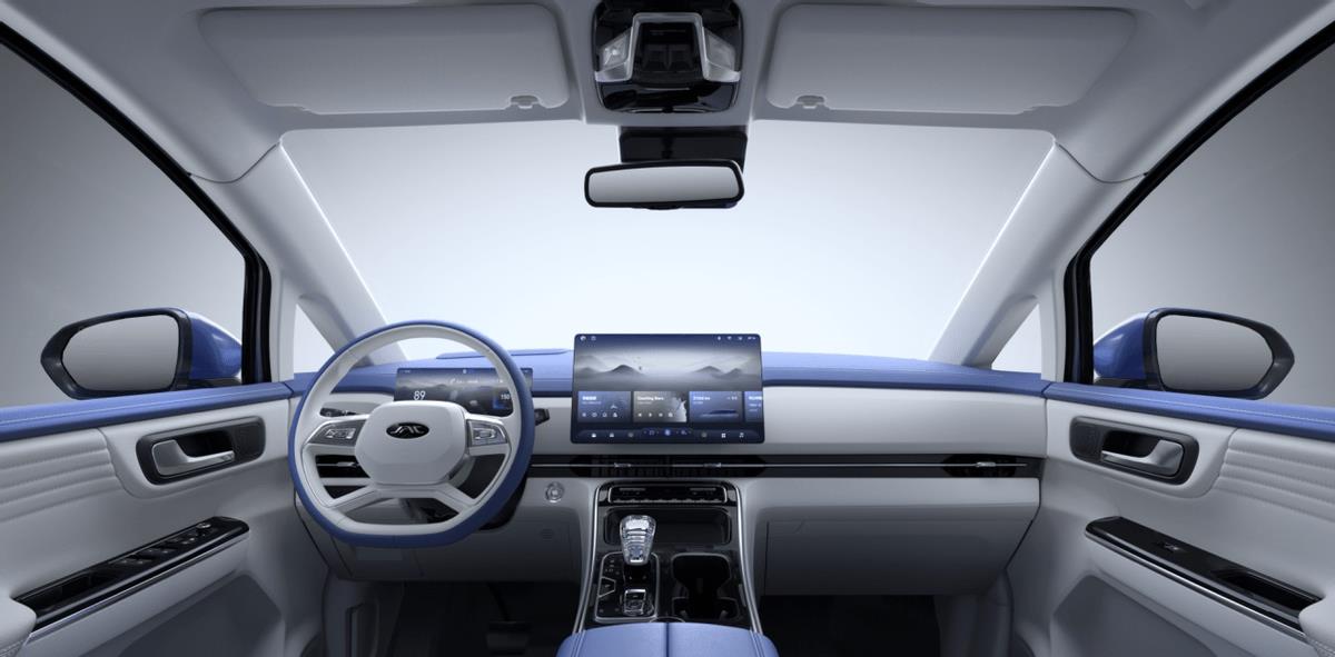 A "breakout" plug-in hybrid MPV, what are the different assets of ...