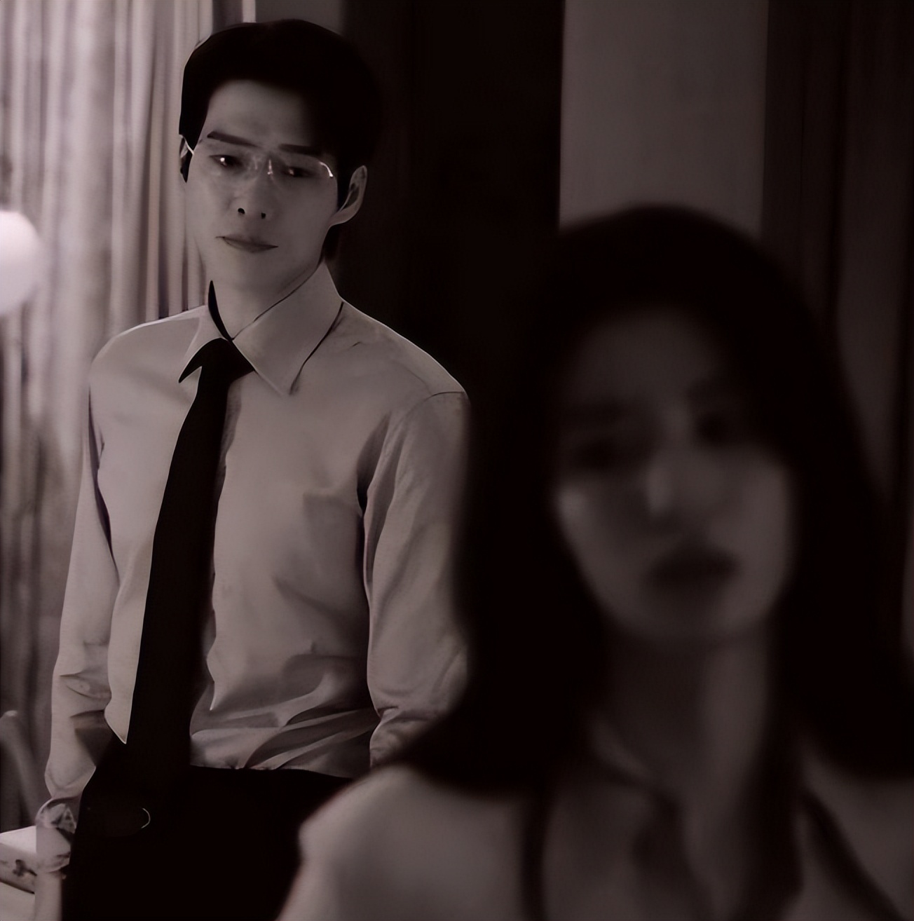 Yang Yang's "evil wind" finally "blown" to Zhao Liying - iNEWS