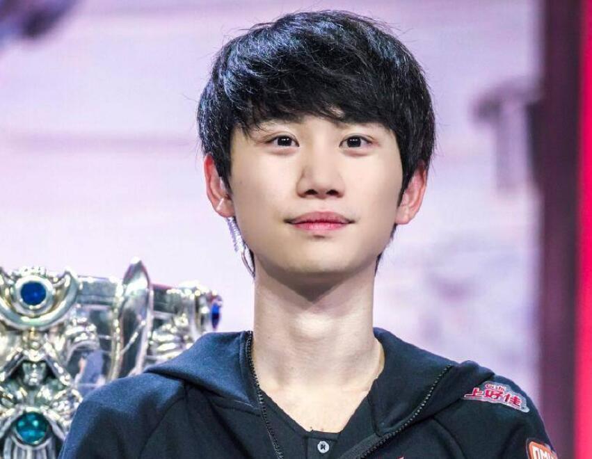 Doinb refuses to come back as a coach, bluntly saying that LPL players are disobedient, afraid ...