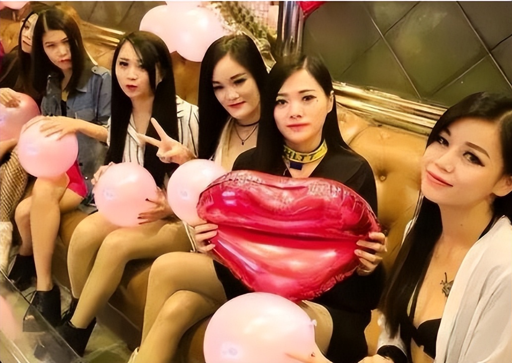 The lustful and corrupt official Zhong Weishun took care of 47 lovers and arranged 20 young ...