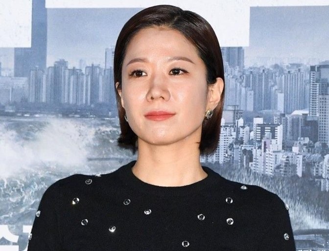 Jeon Hye-jin's second comeback? How did she achieve rebirth after a ...