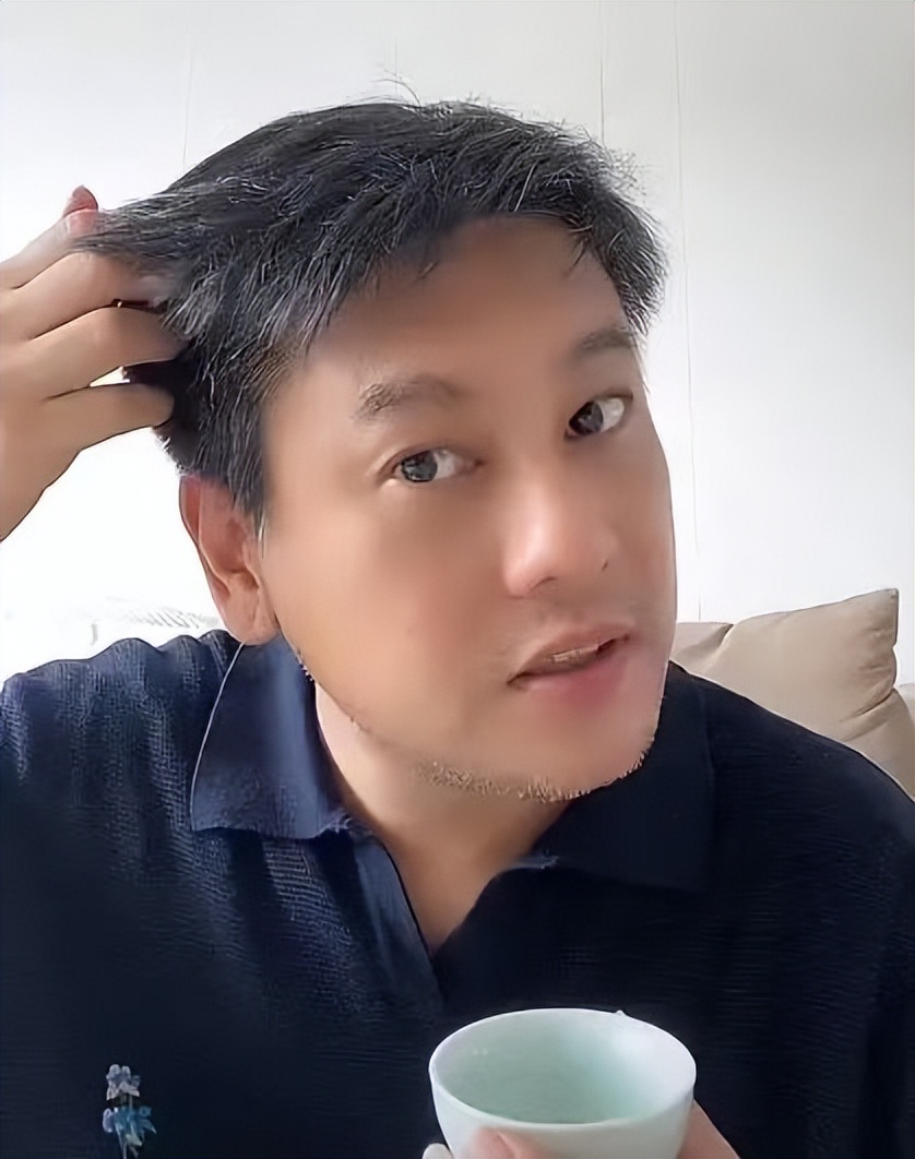 Seeing that Jerry Yan and Wu Jianhao were both successful, Zhu Xiaotian ...