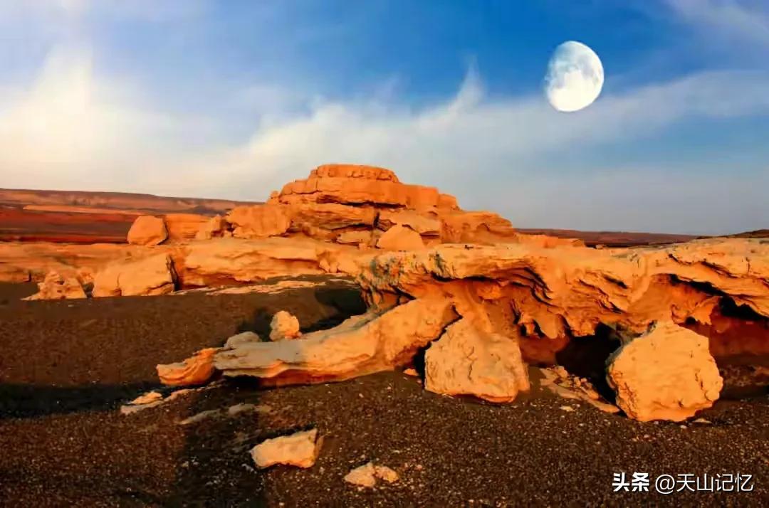 Where is the most beautiful moon from Li Bai's poems? - iNEWS