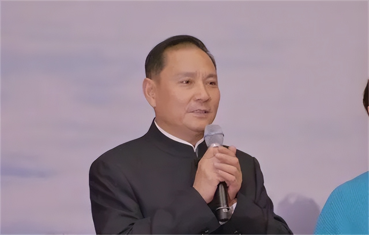 Playing Deng Xiaoping's most like Lu Qi, Zhuo Lin shed tears when she ...