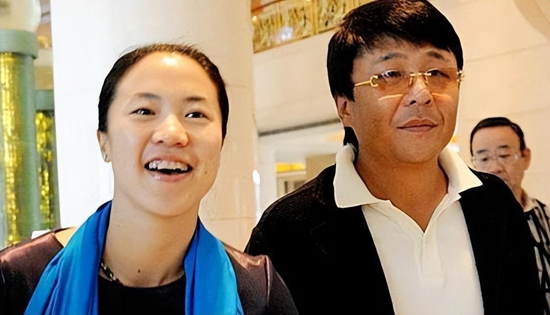 Officially appointed! The official of the Table Tennis Association ...