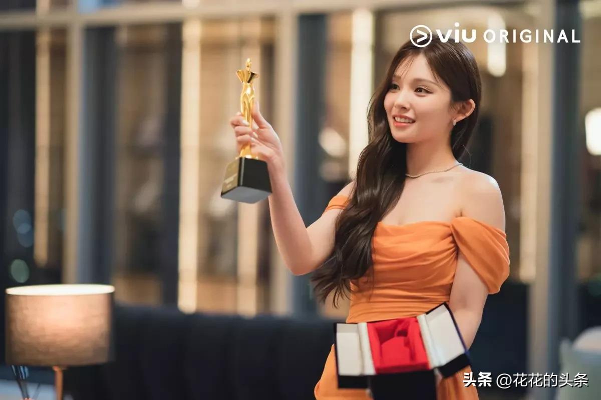 Li Shiyu took on the role of supporting actress for the first time in ...