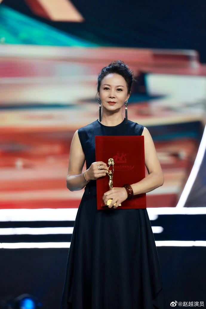 The movie couple Zhao Yue and Tong Fan both won the movie award, Zhao ...