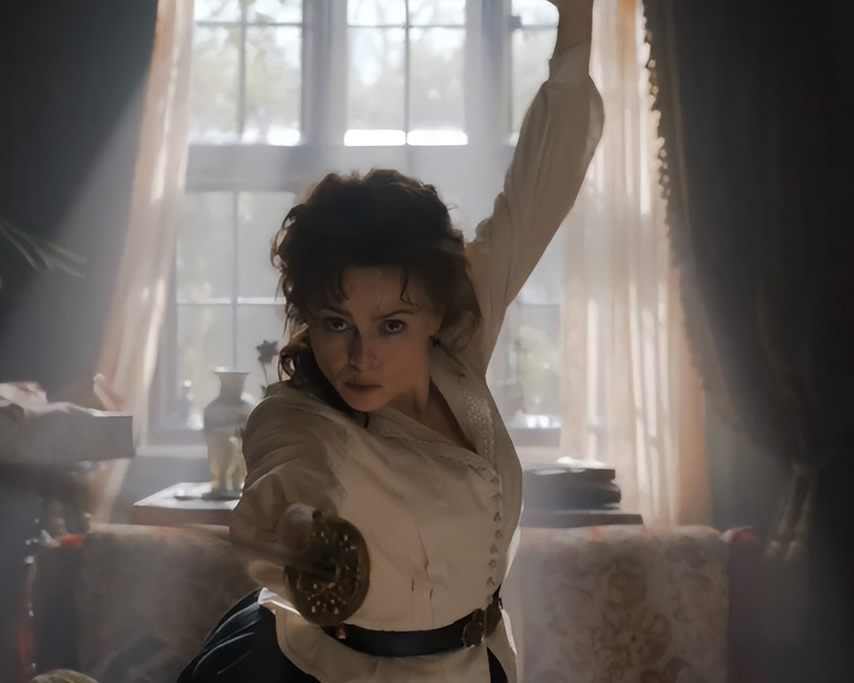 The rich daughter, who devotes herself to the detective dream, her ...