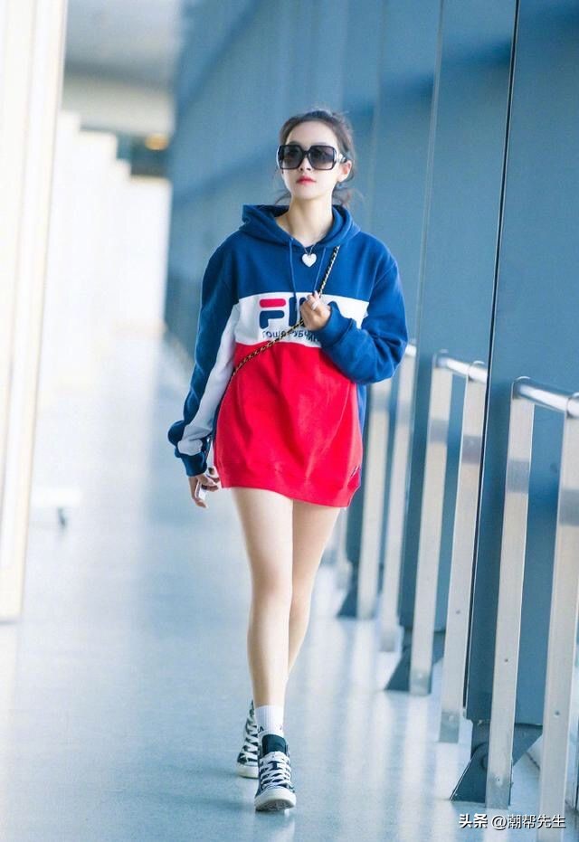 A woman with real taste, don't play "missing lower body" when dressing ...