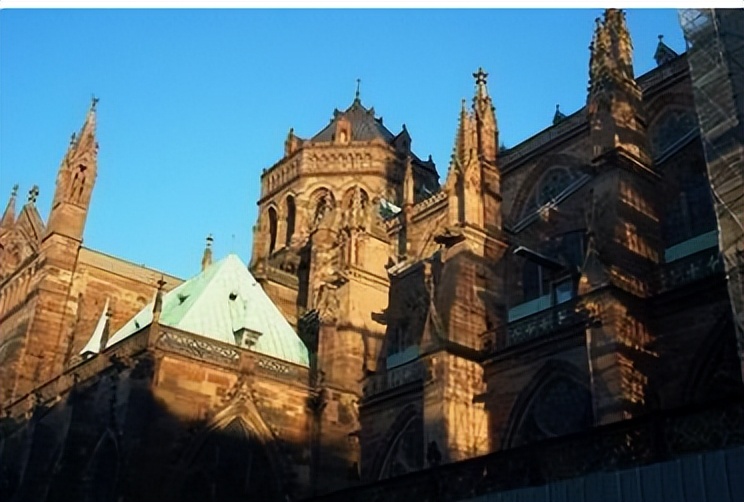 In France in the 16th century, what impact did Catholicism and ...