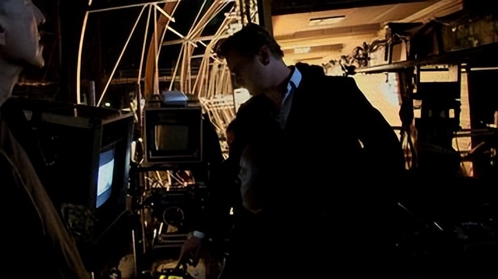 The movie "Inception", the construction of multi-layered dreams, the ...