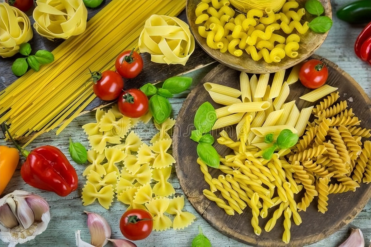 The northern rural special pasta fried triangle, detailed 6 steps to ...