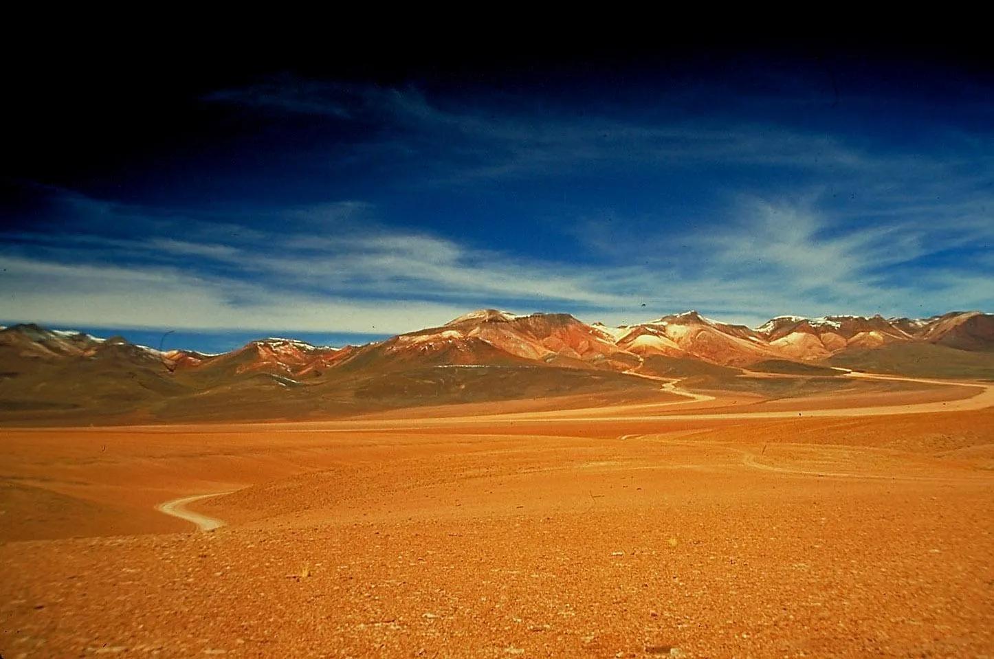 Bolivia's beautiful scenery to share - iMedia