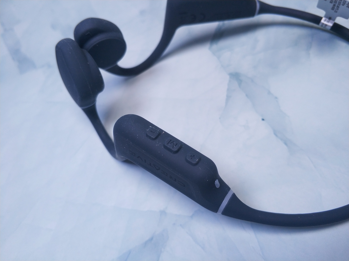 Open ears, exercise and listen more safely: innovative technology ...