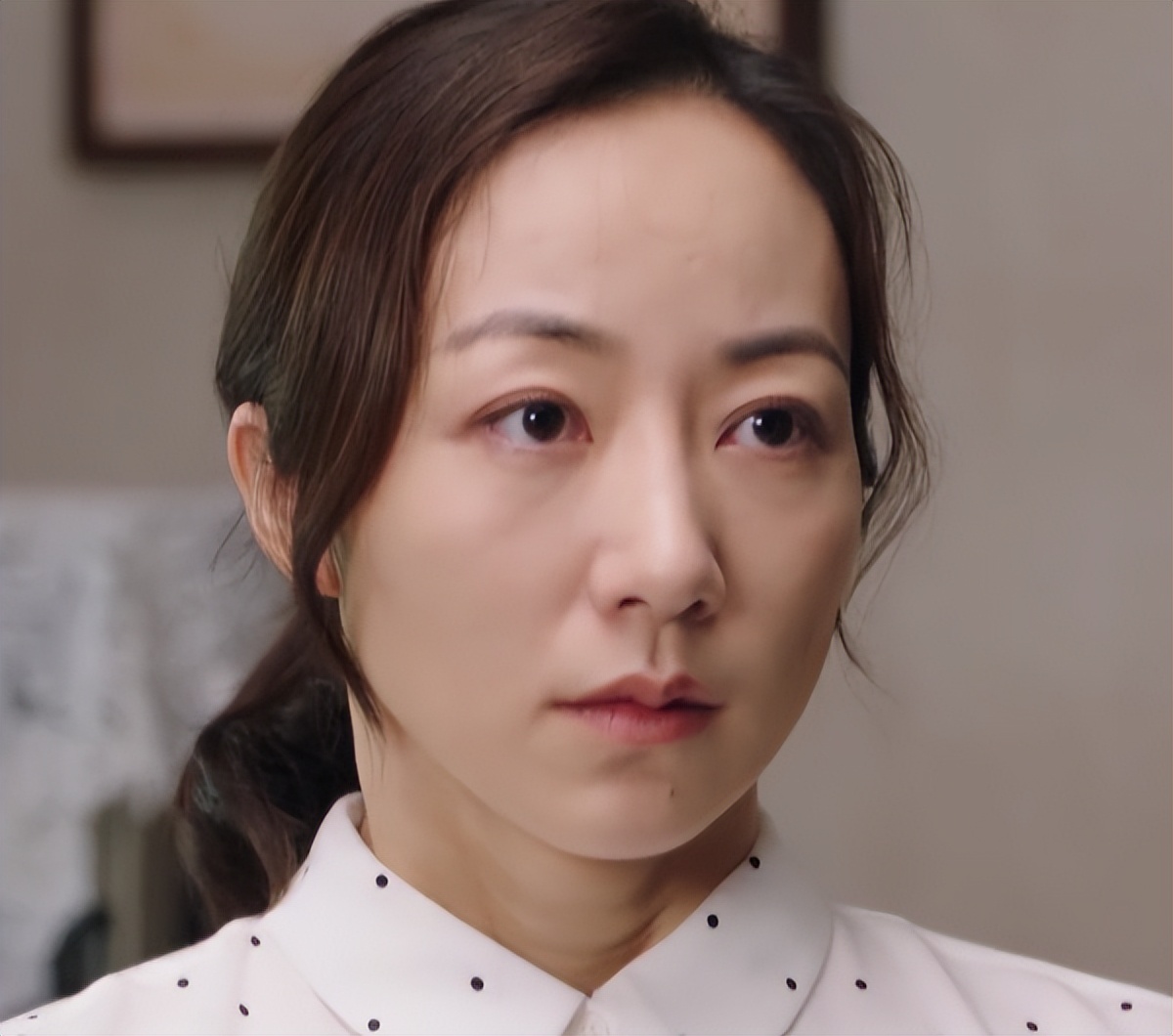 "People by the Canal" Han Xue's appearance is super beautiful, and she ...