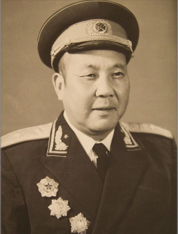 Zhao Zhangcheng, God of PLA Cannon - iNEWS