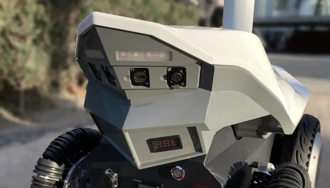 GOOSEBOT P1 Unmanned Inspection Robot - iNEWS