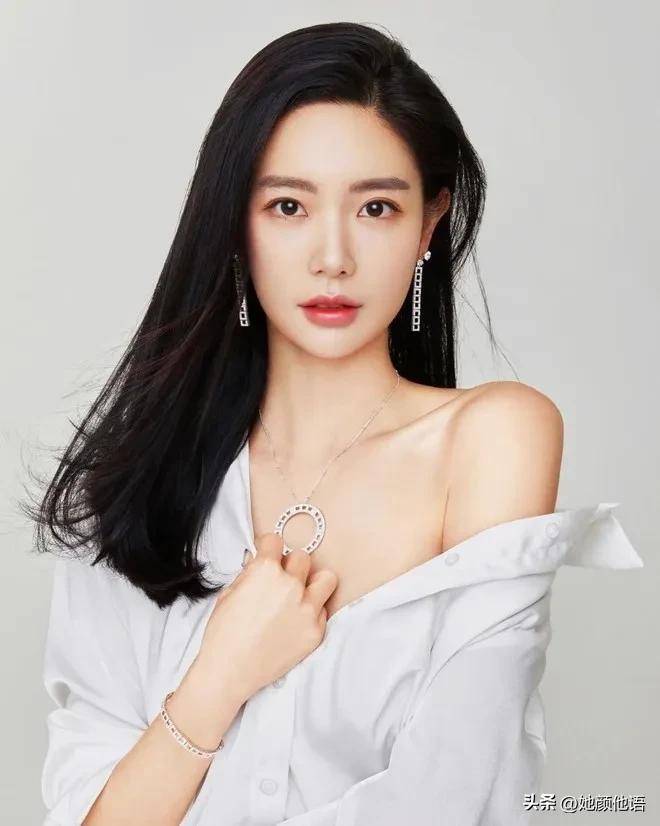 Sexy beauty starred in "The Painted Skin of Yin Yang", her acting ...