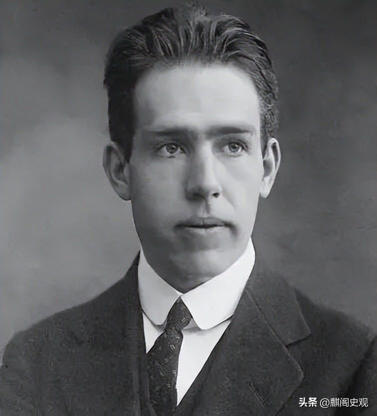 Tough Einstein man! Physics genius Bohr, once trained half of modern ...