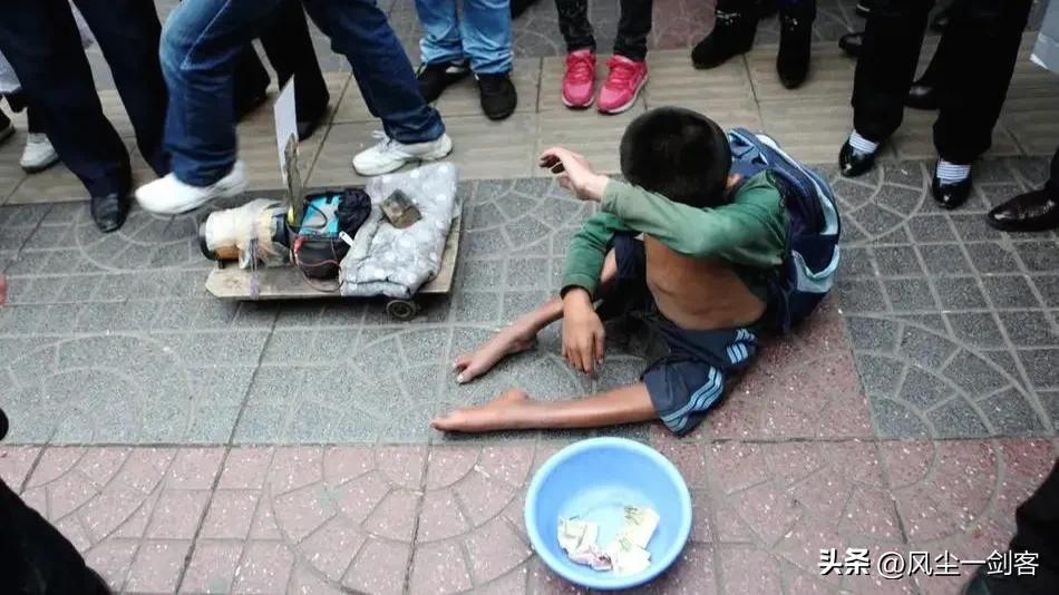 Come back, baby!An unforgettable family love!I hope the world is free ...