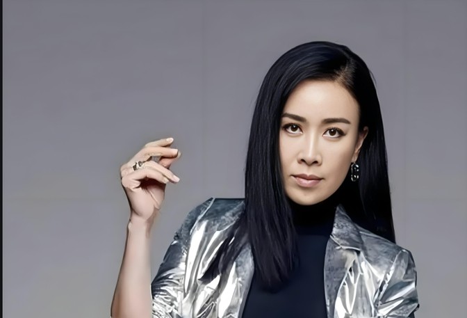 Na Ying's history of failure: from the throne of the king of singers to ...