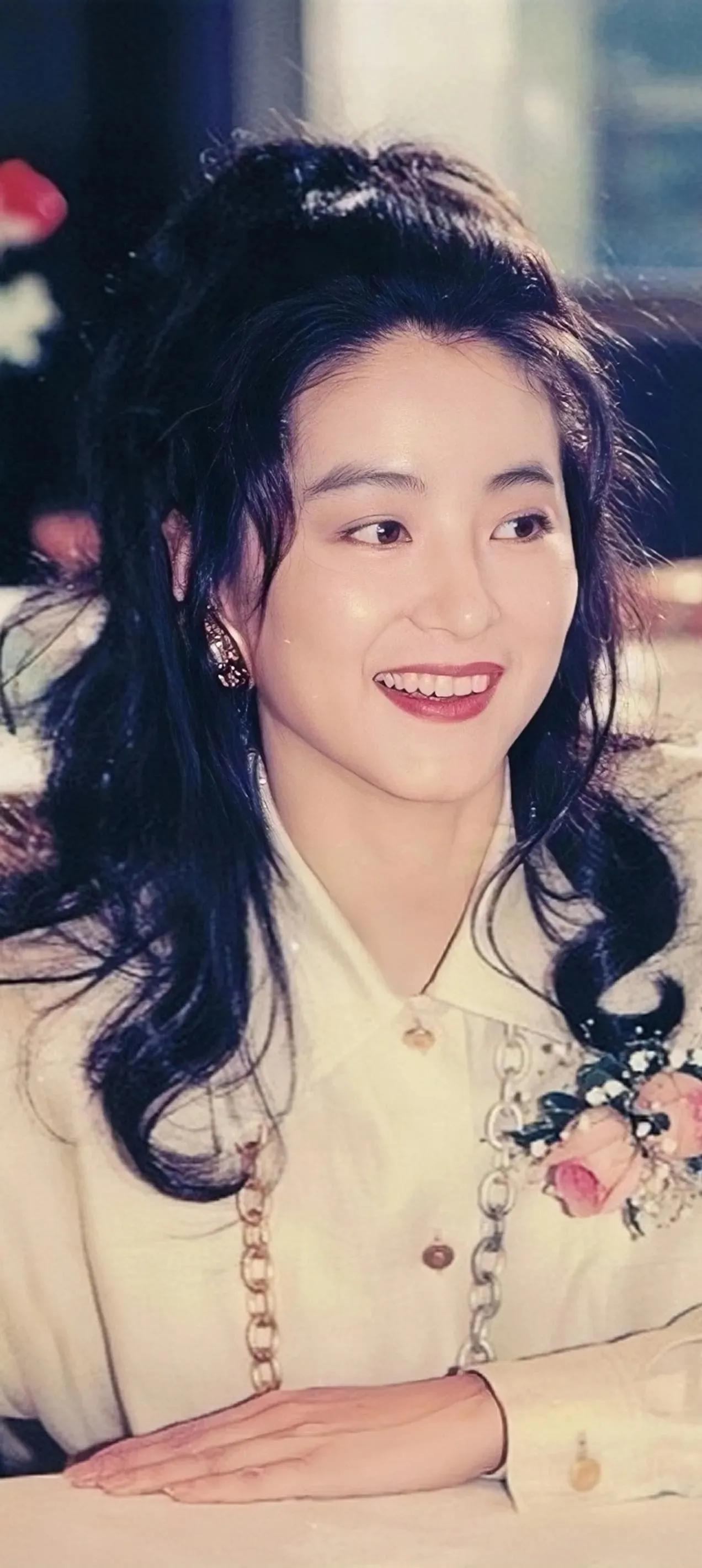 Time Camera - Brigitte Lin - iNEWS