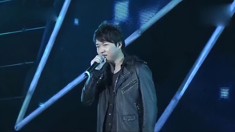 How crazy is gangster singer Zang Tianshuo? He slapped Mei Ting and smashed Jackie Chan's place ...