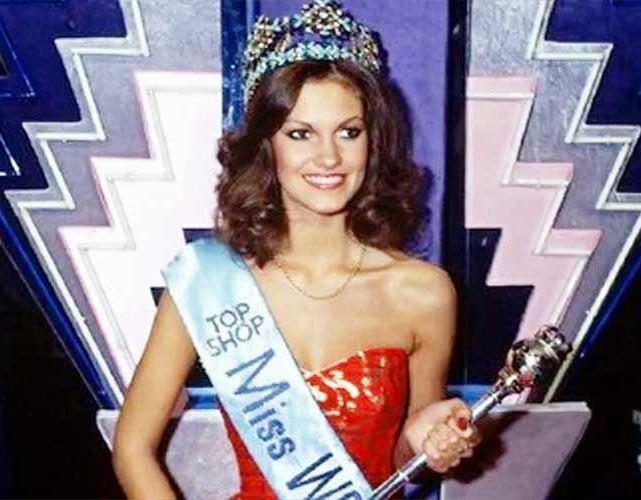 Female UK Sarah-Jane Hutt - iMedia