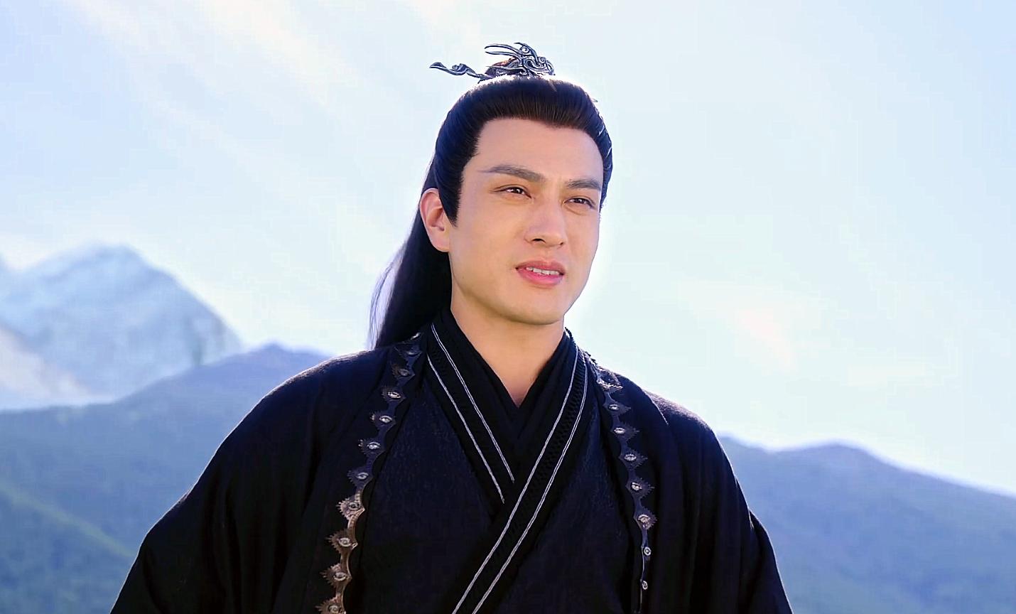 Leng Jiang in "Agarwood is like crumbs" is an iron fan of Xuanye. Upon ...