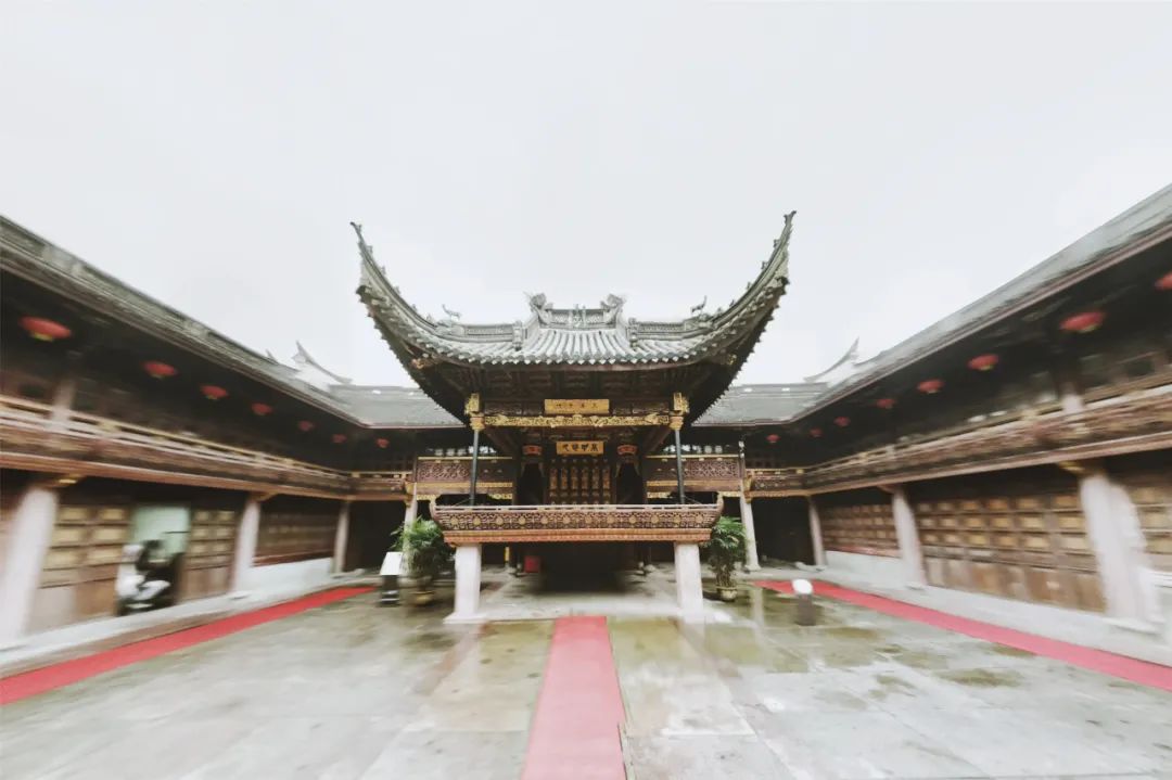 At the age of 26, he served as the magistrate of Suizhou. He insisted ...