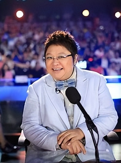 Han Hong went from tens of millions to bankruptcy, her true charity was ...
