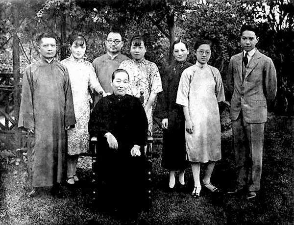 Soong Meiling suffered from cancer twice, how could she live to be 106 ...