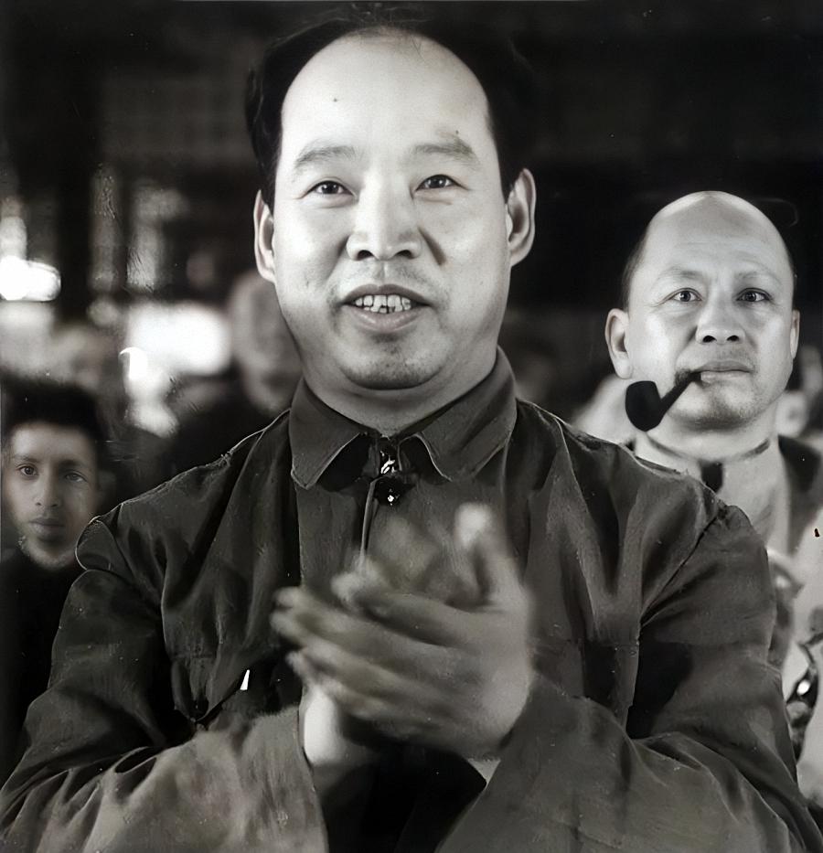 The truth about Peng Dehuai's refusal to take a photo with Peng Zhen - iNEWS