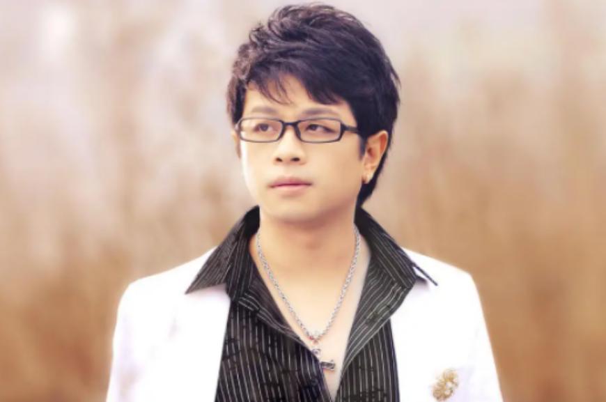 The 4 singers who were extremely popular but "disappeared suddenly ...