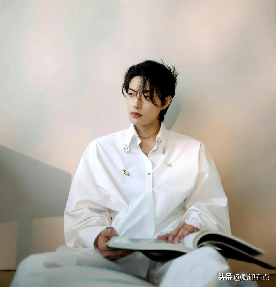 Good attitude! Mu Ziyang exposes the face photos of illegitimate fans ...