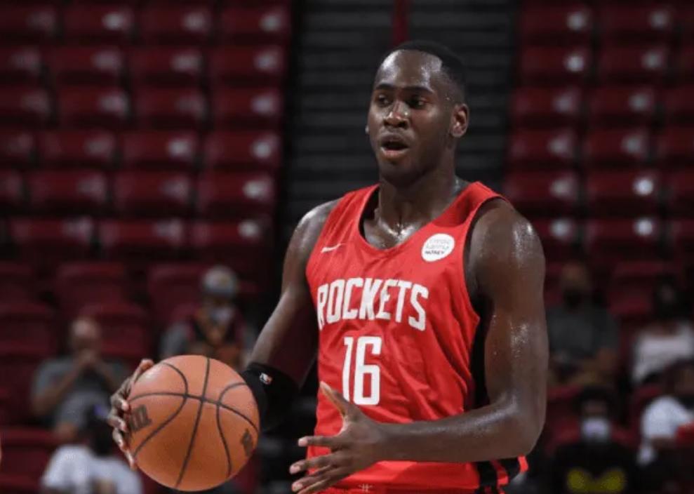 Let me tell you about the news of the two veteran Rockets players - iNEWS