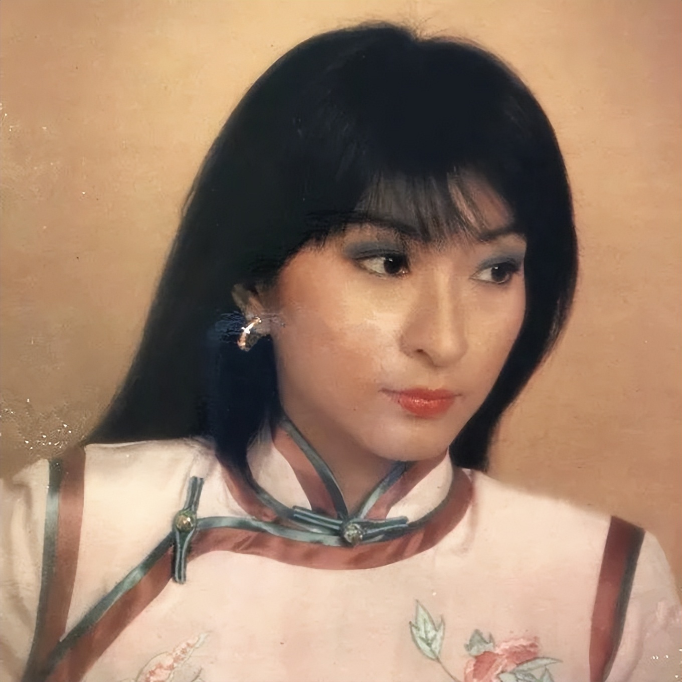 61-year-old Jiang Liping's recent situation - iNEWS