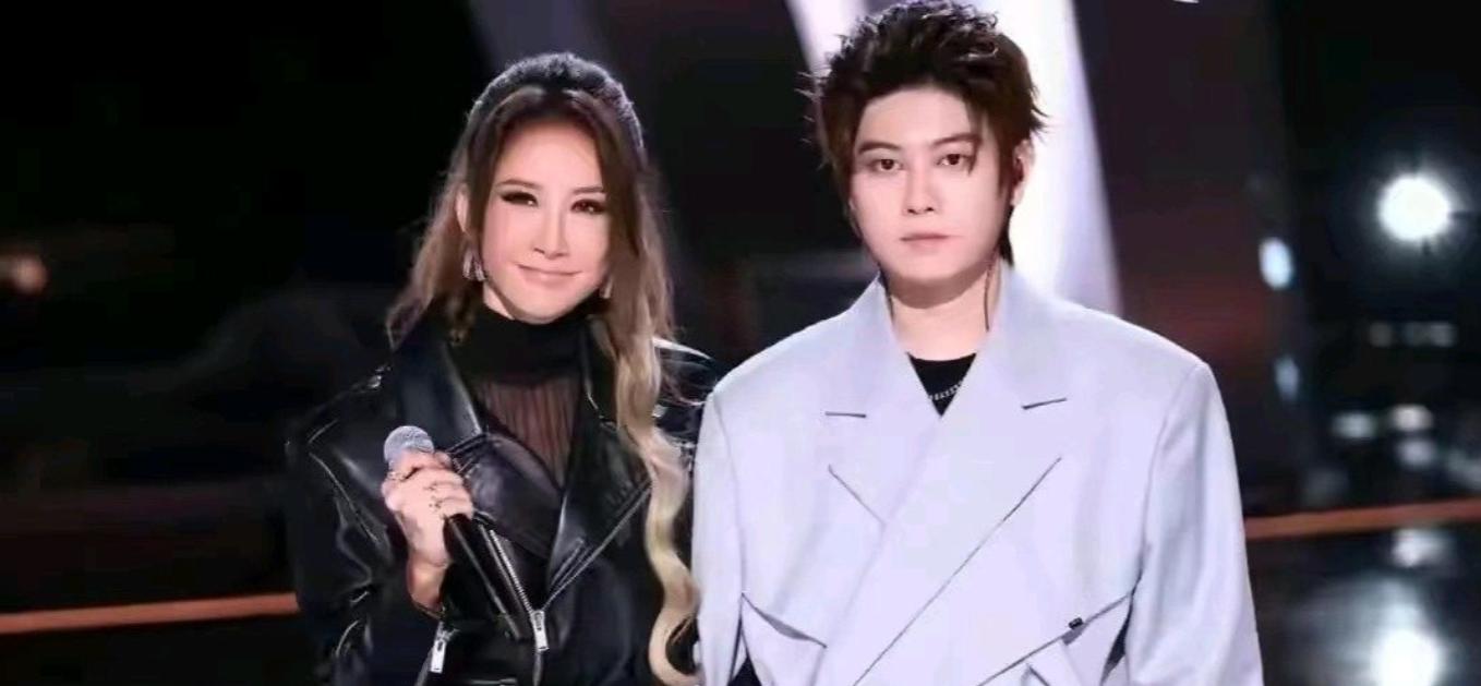 The recording of "The Voice of China" was exposed, Coco Lee yelled "Don ...