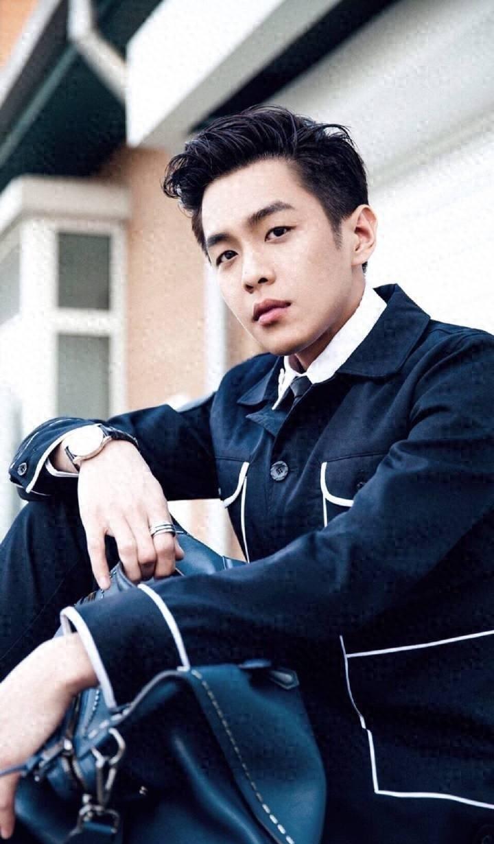 Father and son start a fight! The secret of Zhang Ruoyun's family ...