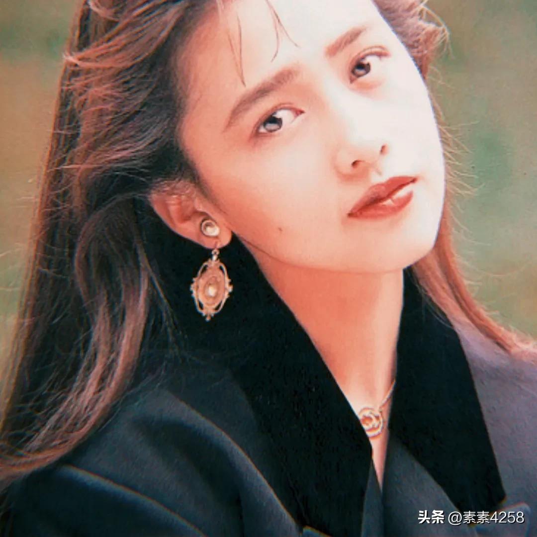 Japanese actress and singer Shizuka Fuji - iNEWS