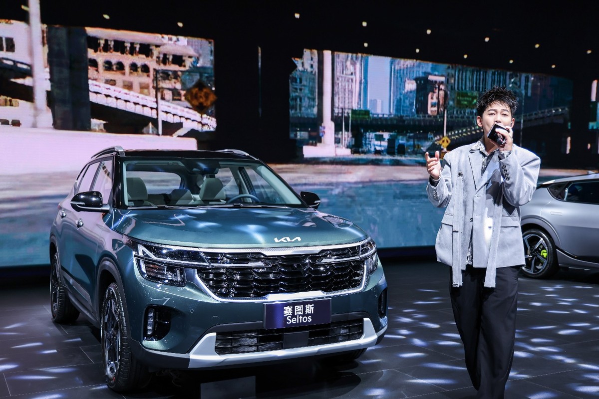 Su Xing endorses Satus to present an interesting SUV - iMedia