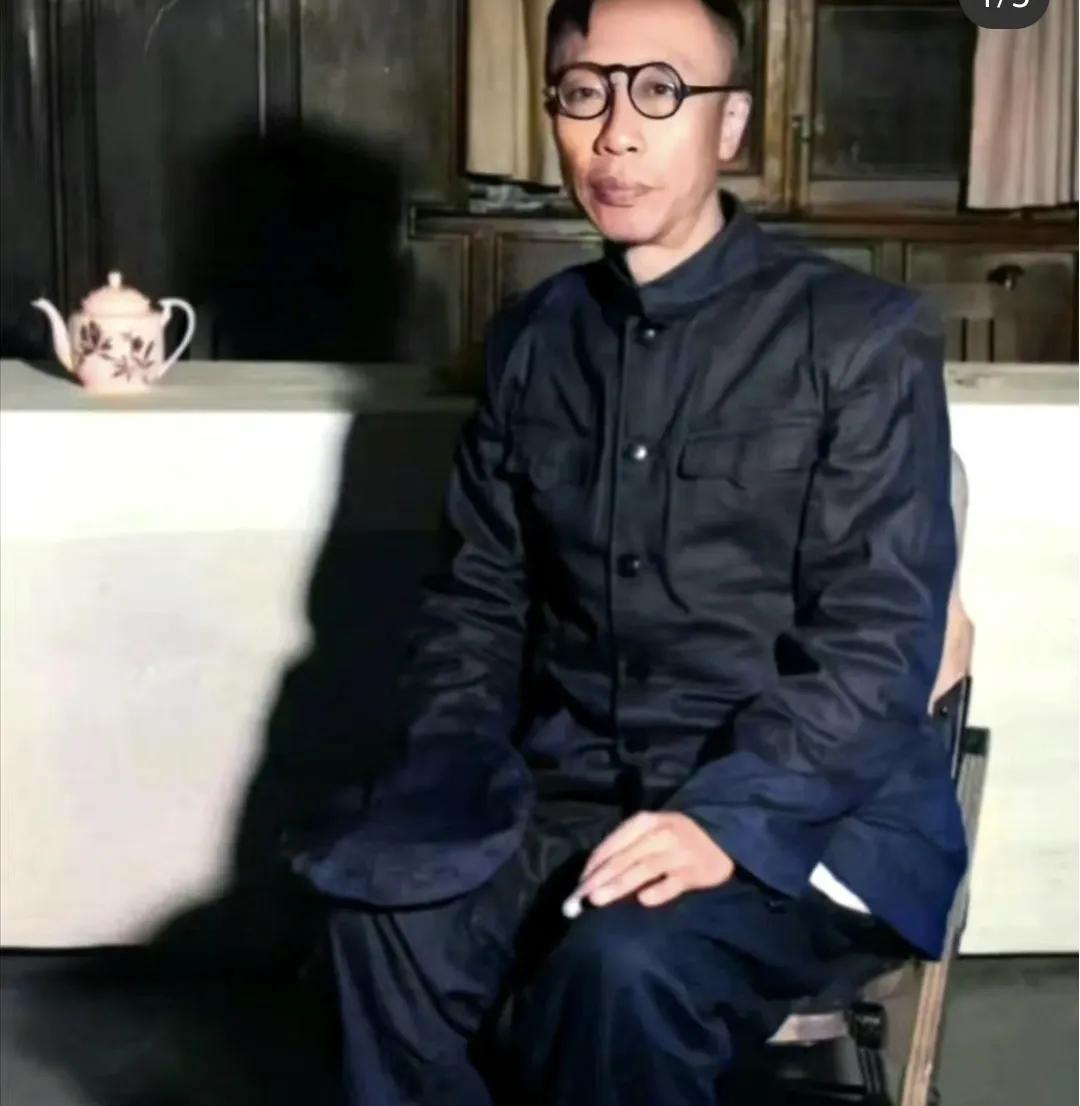 How should the eunuch call Puyi who lost the throne and the title of ...