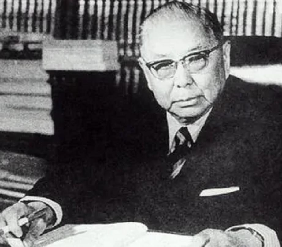 In 1956, Premier Zhou invited Sun Ke to return to China after learning ...