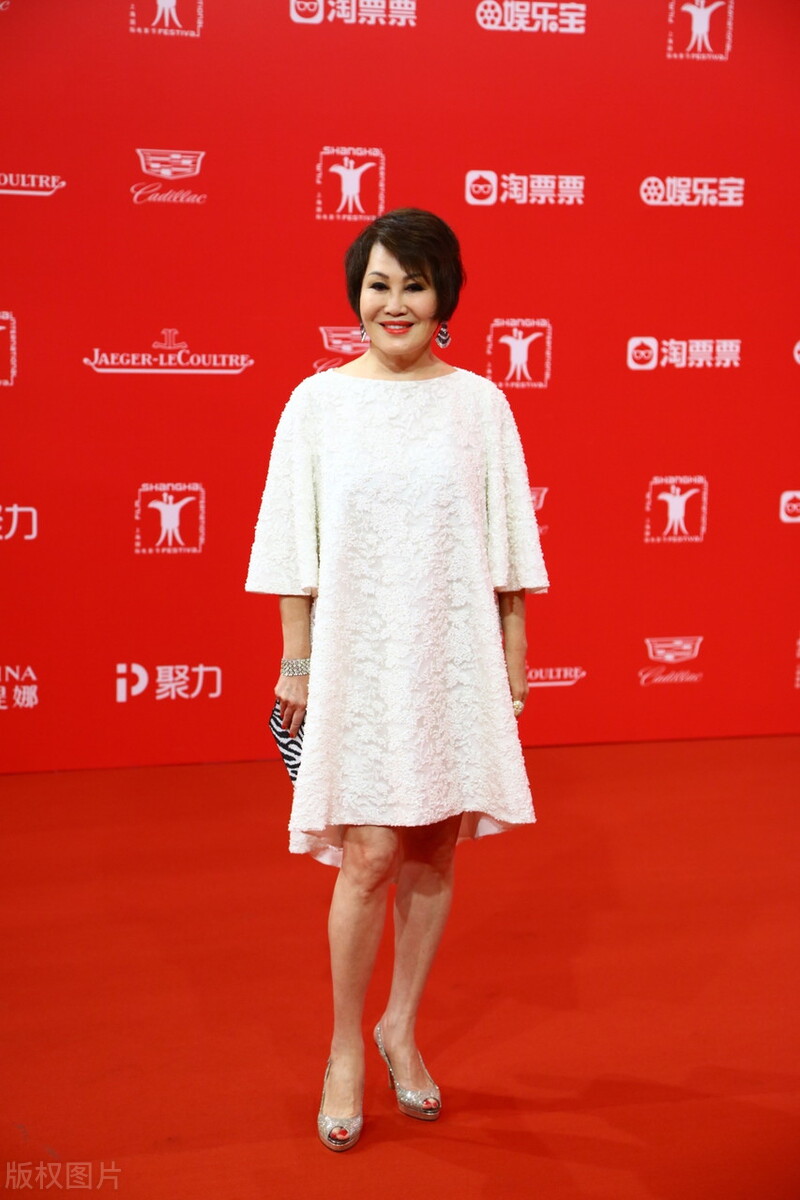 The 73-year-old strong woman Jin Yuxi made a high-profile announcement ...