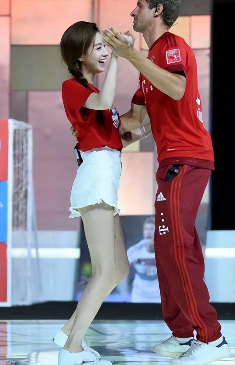 Host Ma Fanshu: She hosted the Spring Festival Gala for seven years ...